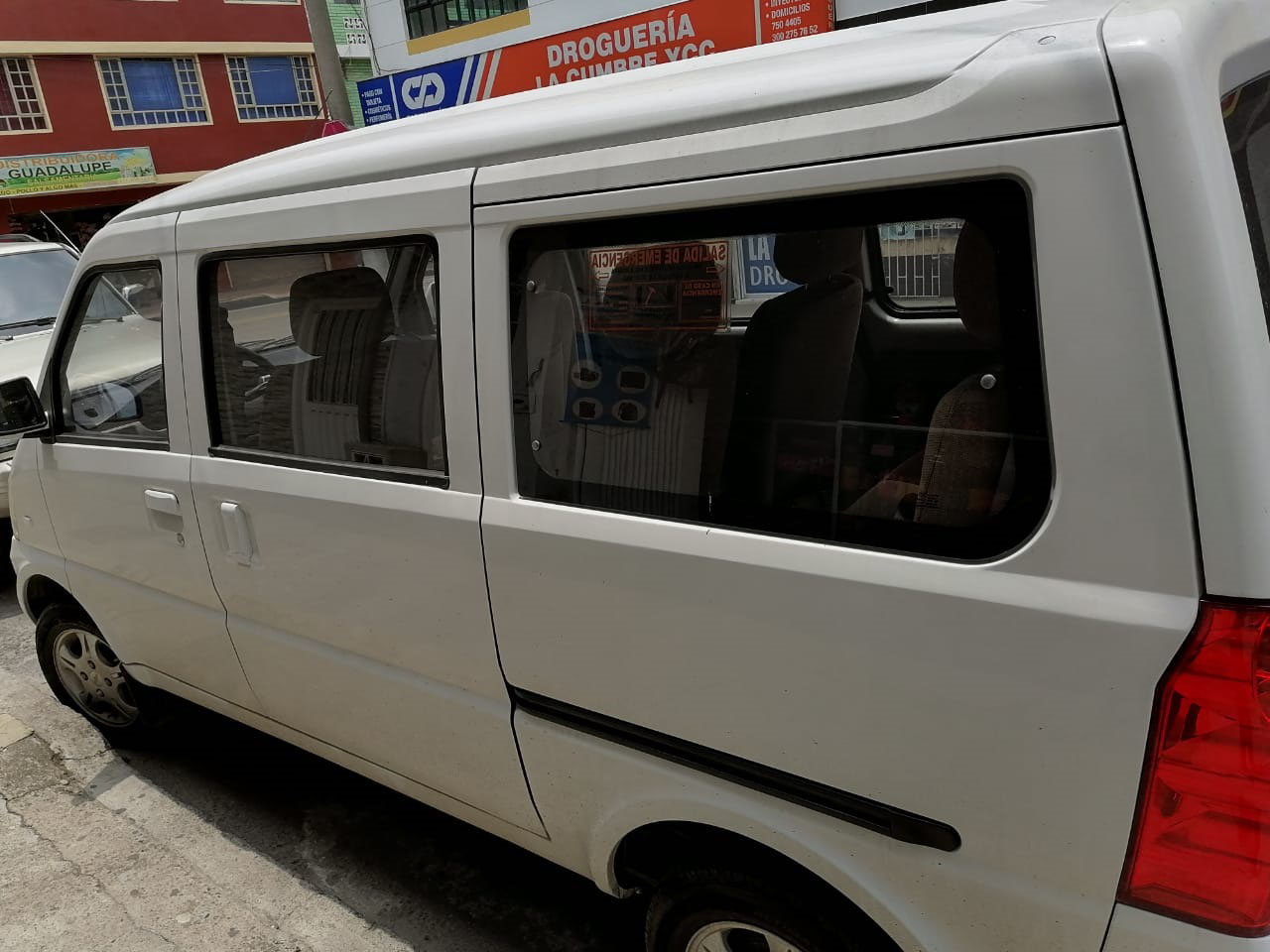 I-deal Cars | CHEVROLET NP300 F.E 7 PSJ 2014